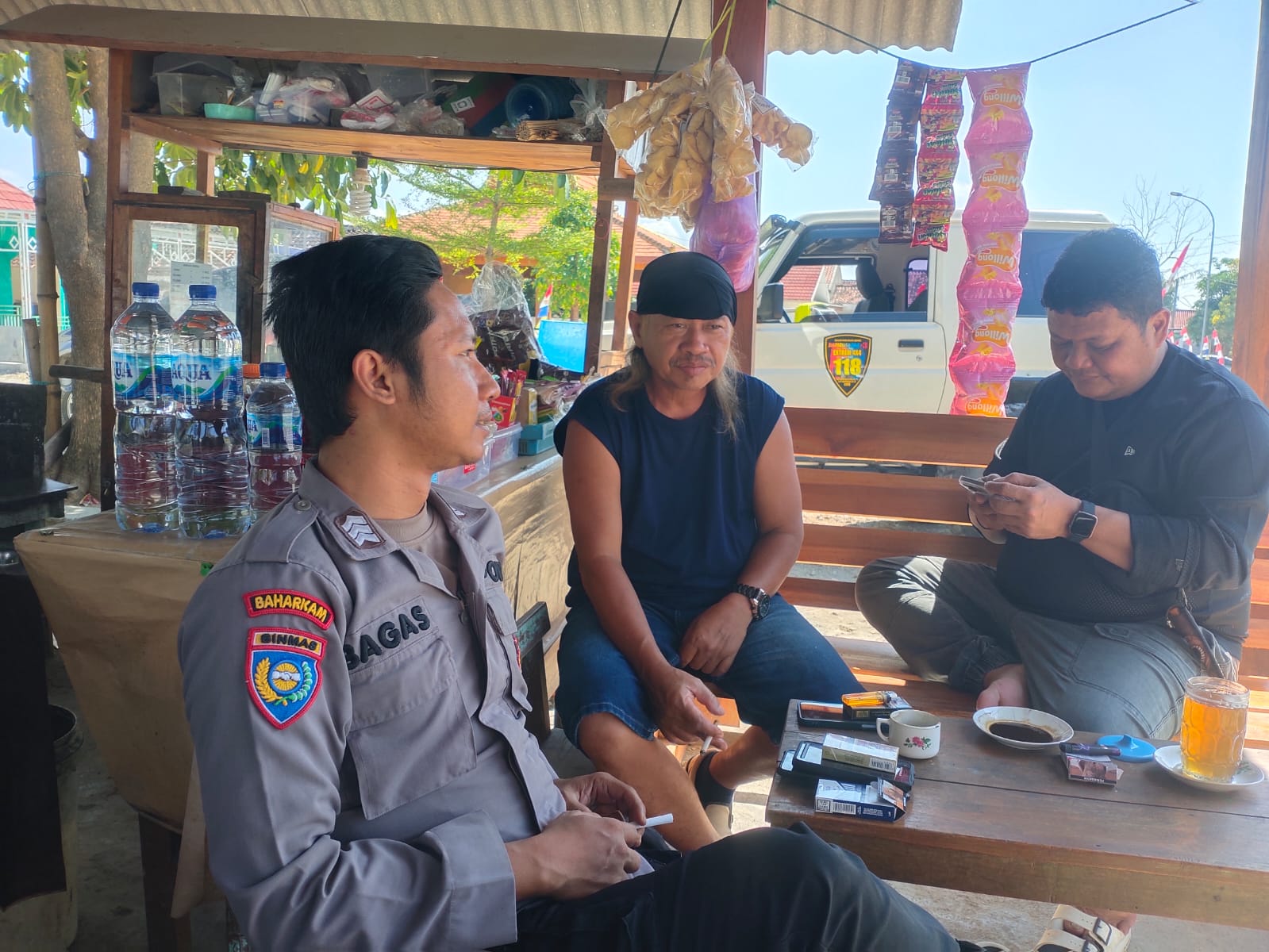 Anggota Polsek Gondang Giat Sambang dan Dialogis dengan Warga Masyarakat - Tribratanews Polres ...